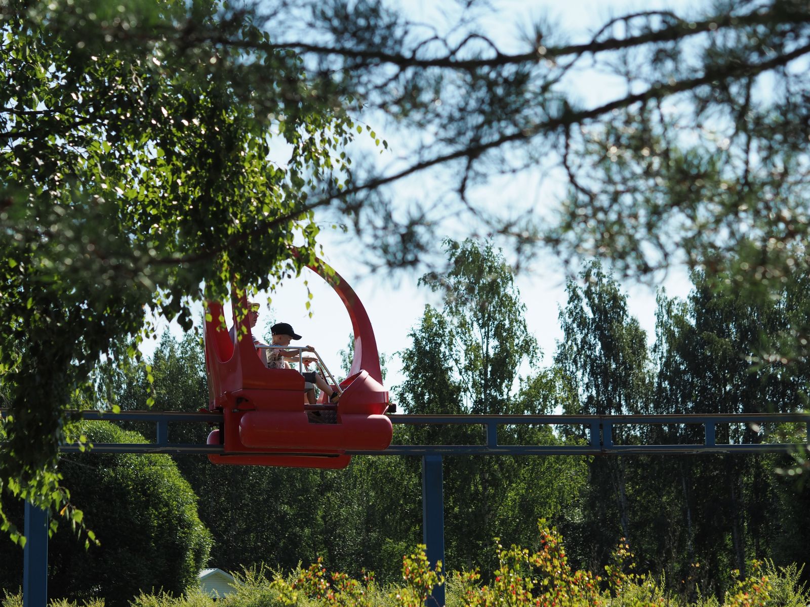 PUUHAMAA – AIKAMATKA MENNEISYYTEEN? | Karkkipurkki